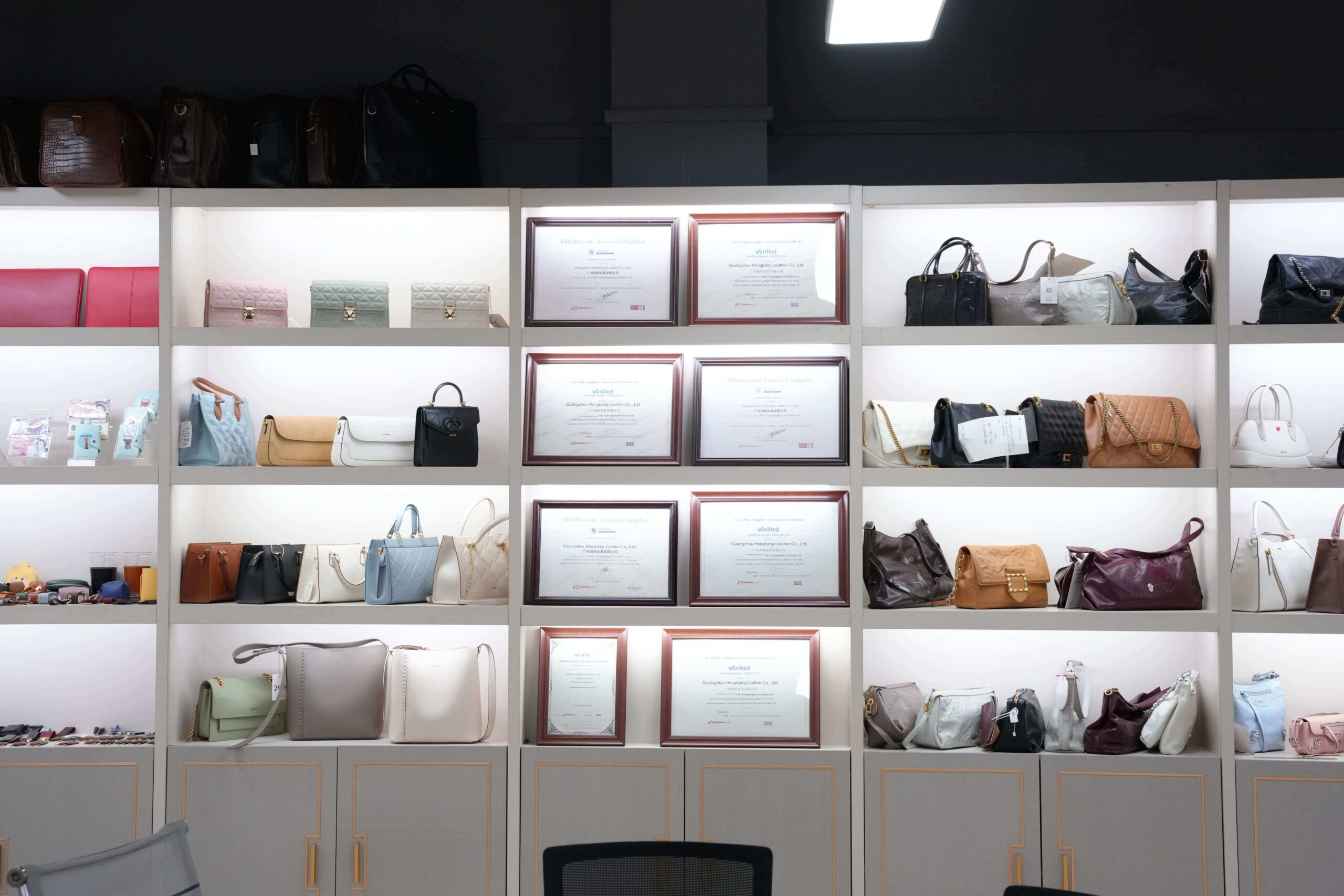 Leather Bag Factory In Guangzhou | Custom Leather Bag Manufacturer ...