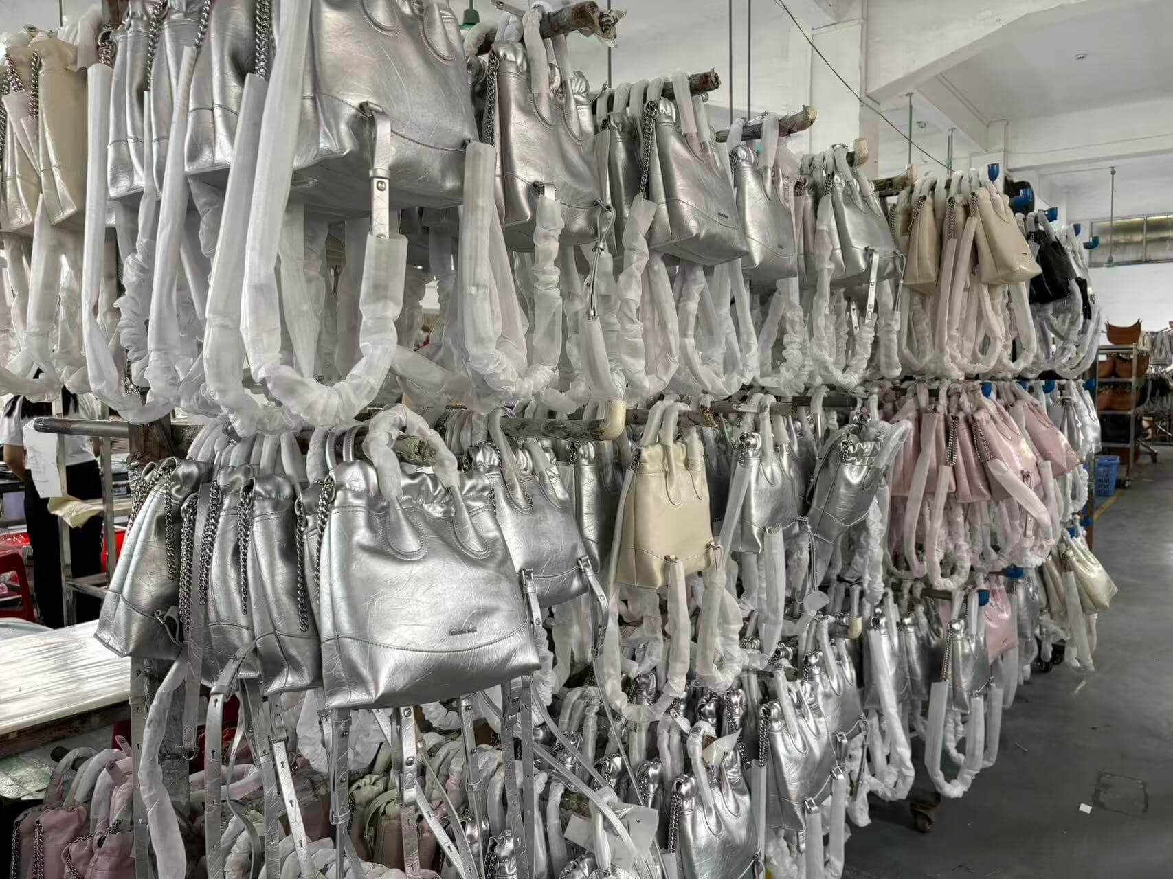 Leather Bag Factory In Guangzhou | Custom Leather Bag Manufacturer ...